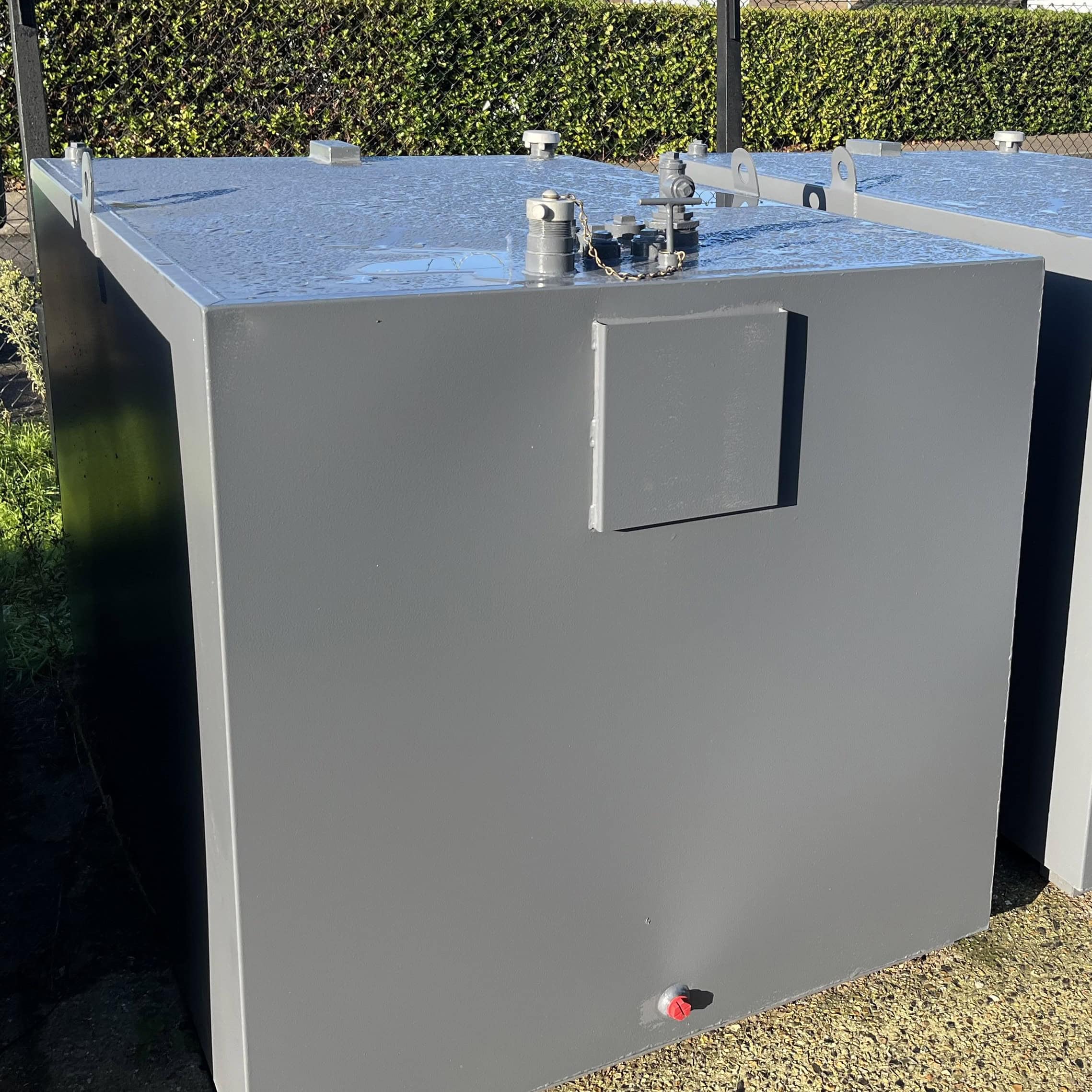 2550 Litre Bunded Steel Day Service Tank - Atlantis Tanks Group Ltd